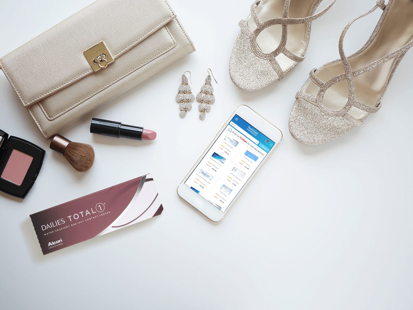 How to save hundreds of pounds on your contact lenses - Money saving blog - Mrs Bargain Hunter