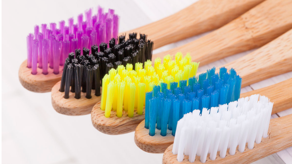 Organic, natural and eco-friendly toothbrushes review - Money saving ...